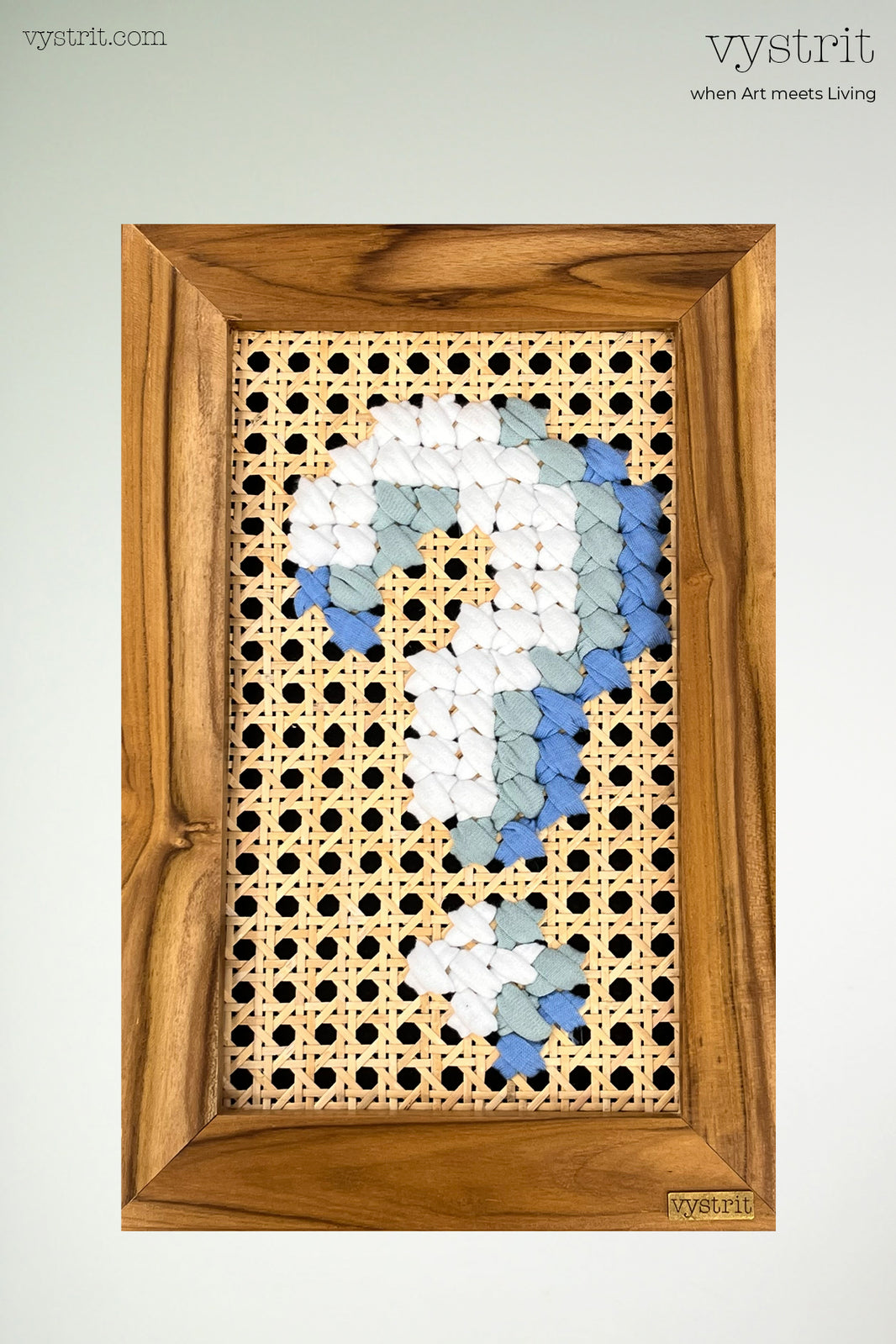 Compact Art – Vystrit Designs