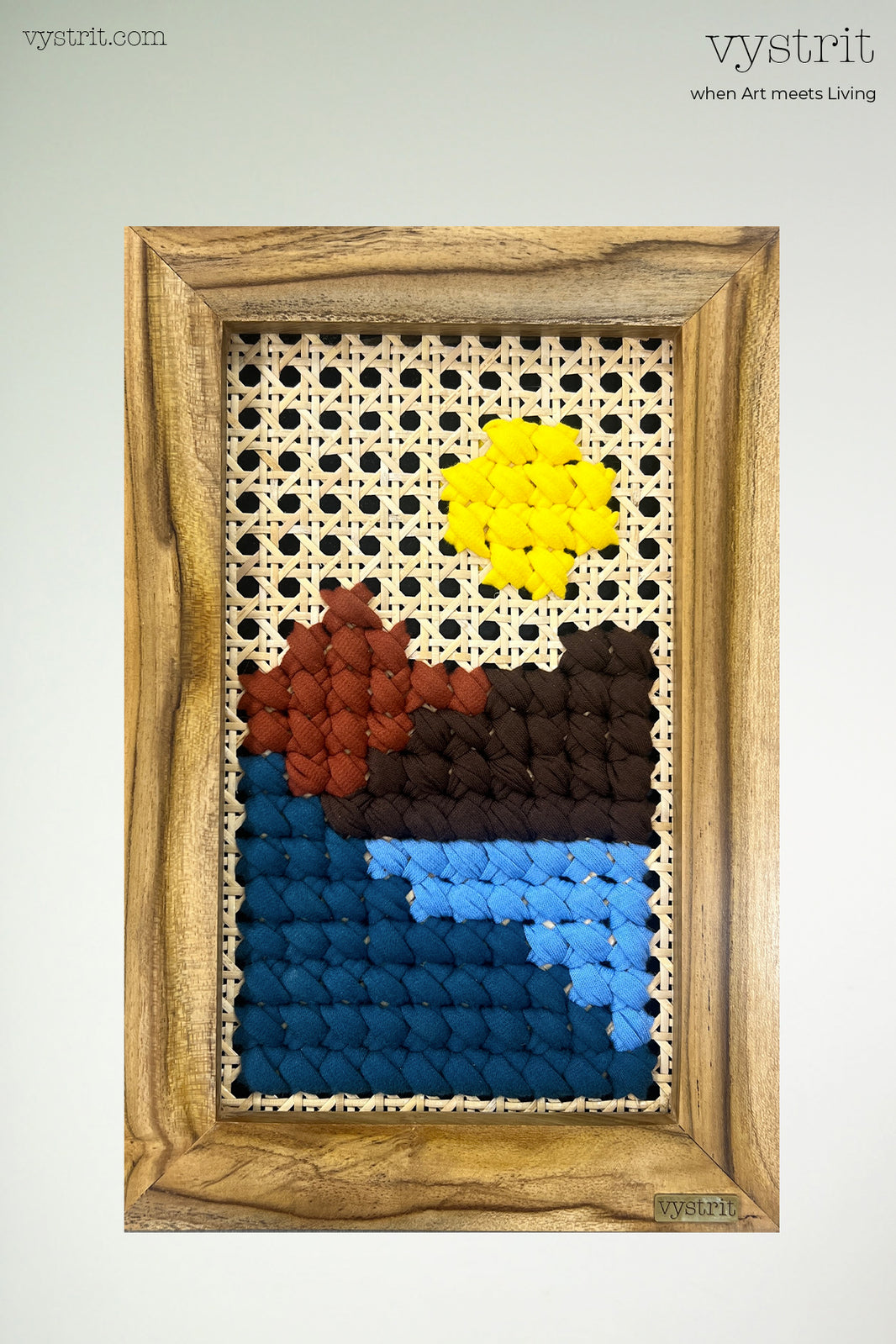 Compact Art – Vystrit Designs